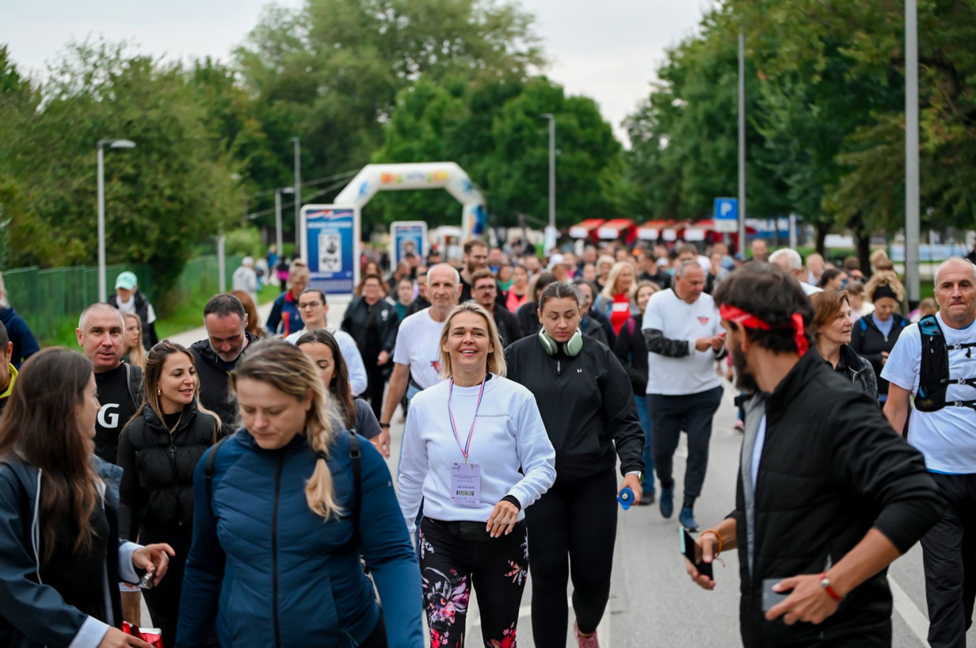 Humanitarna akcija na Jarunu: „Hodajmo za one koji ne mogu – 100 km u 24 sata” prikupila ...